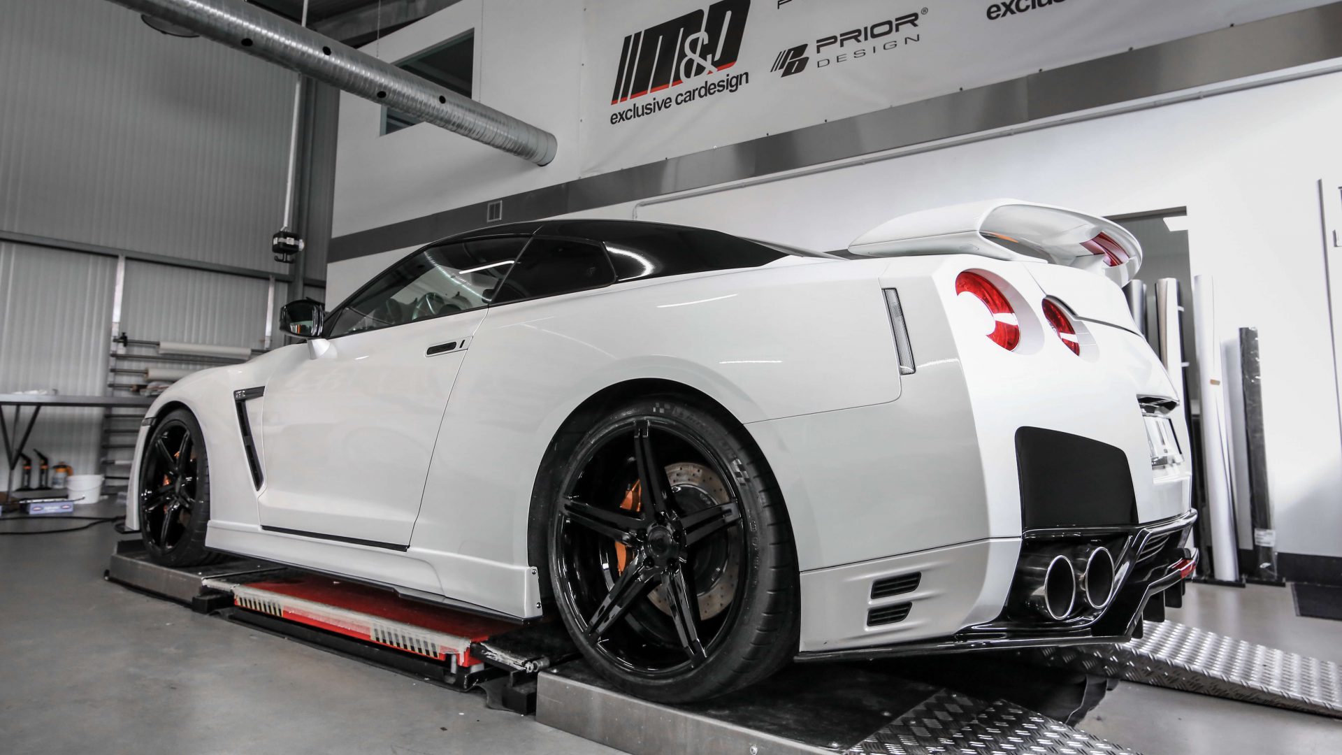 Nissan GT-R Nismo [R35] Tuning | PD750 Aerodynamik-Kit | M&D Exclusive ...